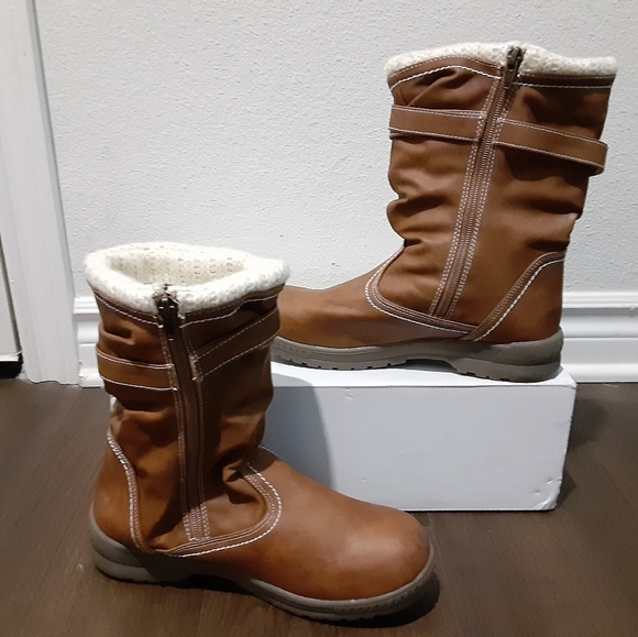 Khombu | Shoes | Khombu | Poshmark